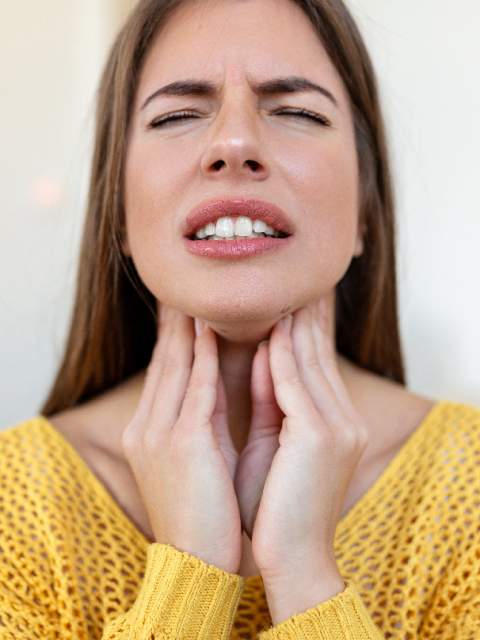 La faringitis como síntoma emergente en personas con COVID-19 | medPoint